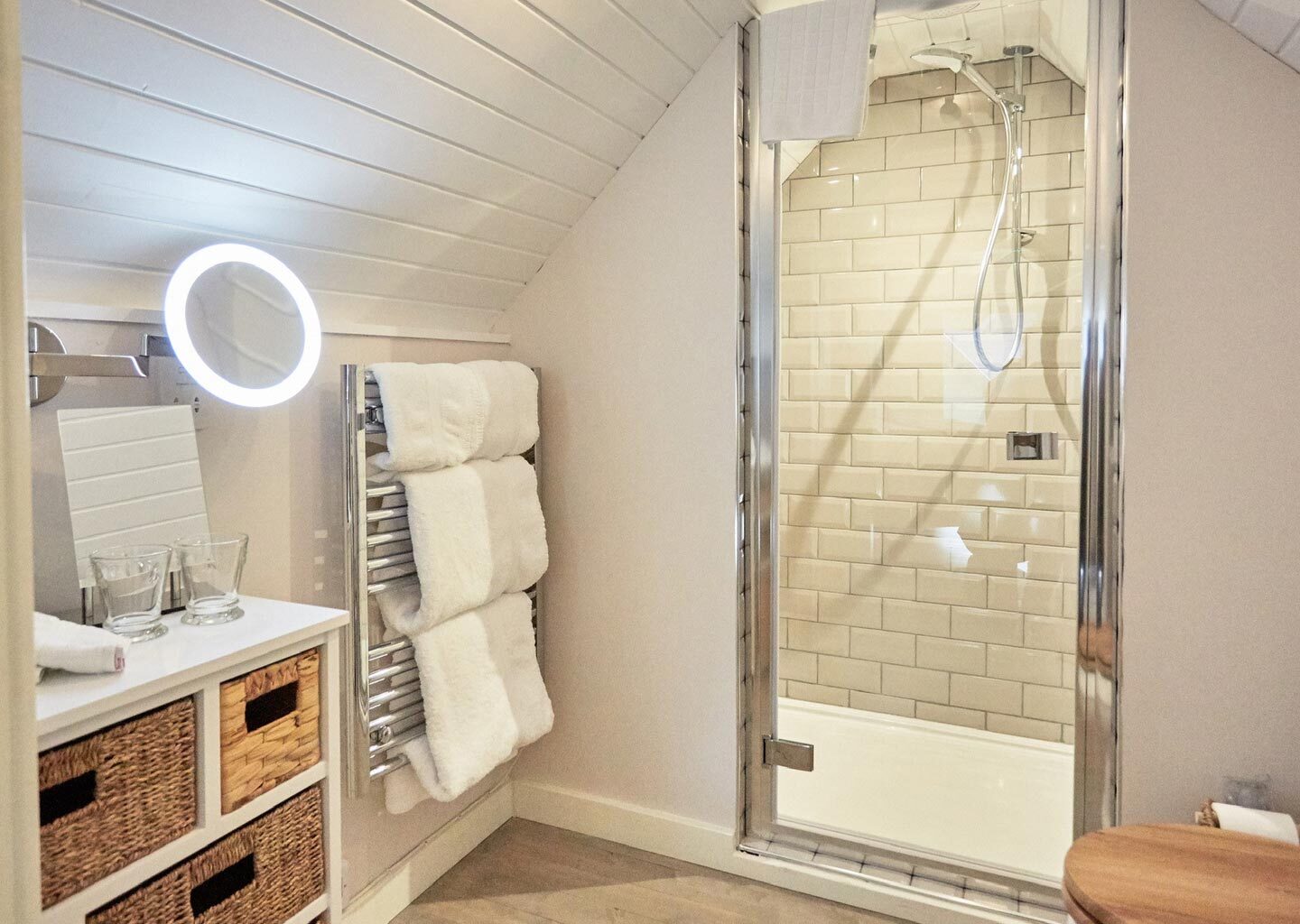 Stay - The Riverside at Aymestrey